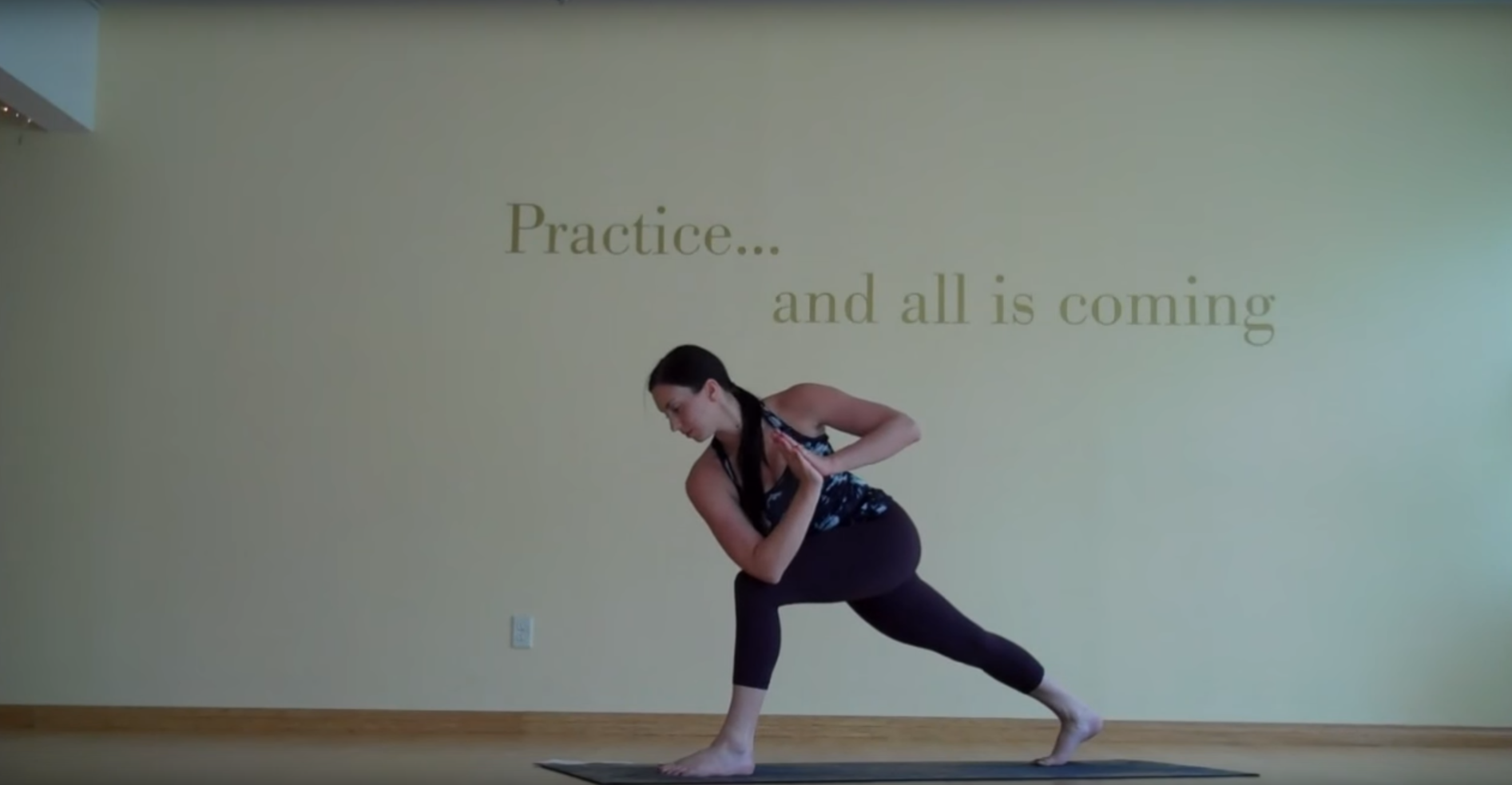 30 Minute Layered Flow | MIKKI TROWBRIDGE YOGA